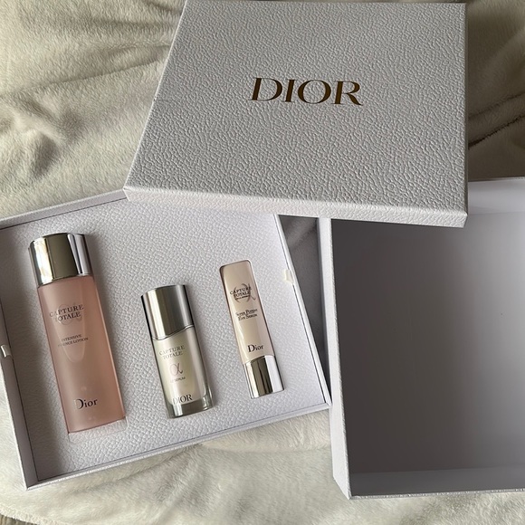 Dior | Makeup | Dior Gift Set | Poshmark